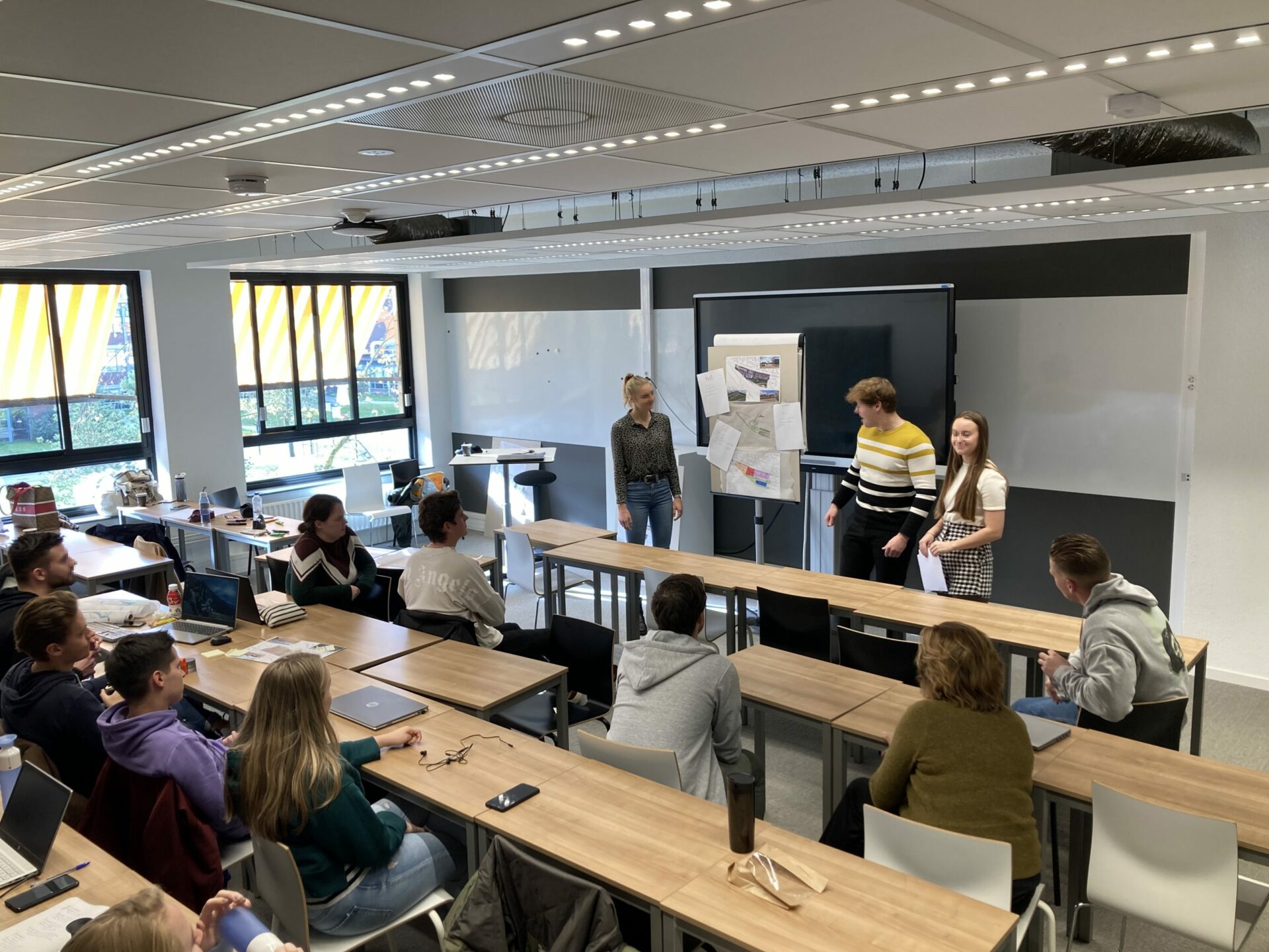 IMOSS actief in het (vak)onderwijs. - IMOSS